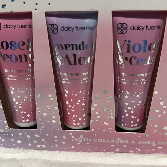 Daisy Fuentes | Other | Daisy Fuentes 7 Piece Hand Cream Collection ...